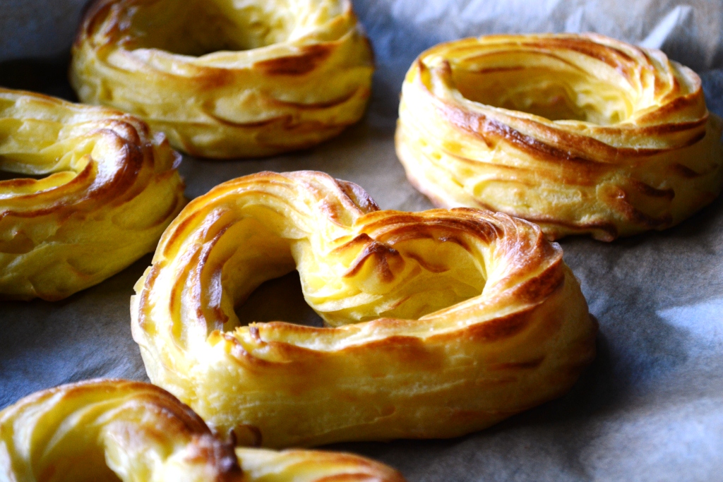 Brandteig-Ringerl mit Vanillecreme | Rezept | ViennaFashionWaltz