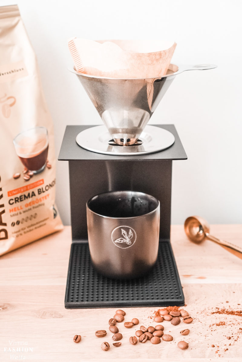 Handfilter Kaffee Zubereitung - Ein nachhaltiger Trend? - Vienna ...